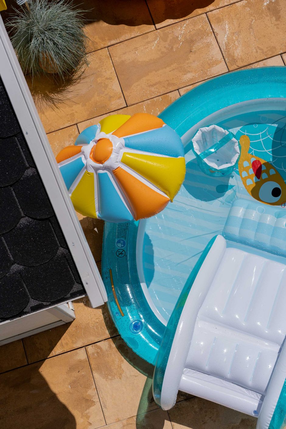 unsere Outdoor-Spieloase + 5 Wasserspiele für Kleinkinder